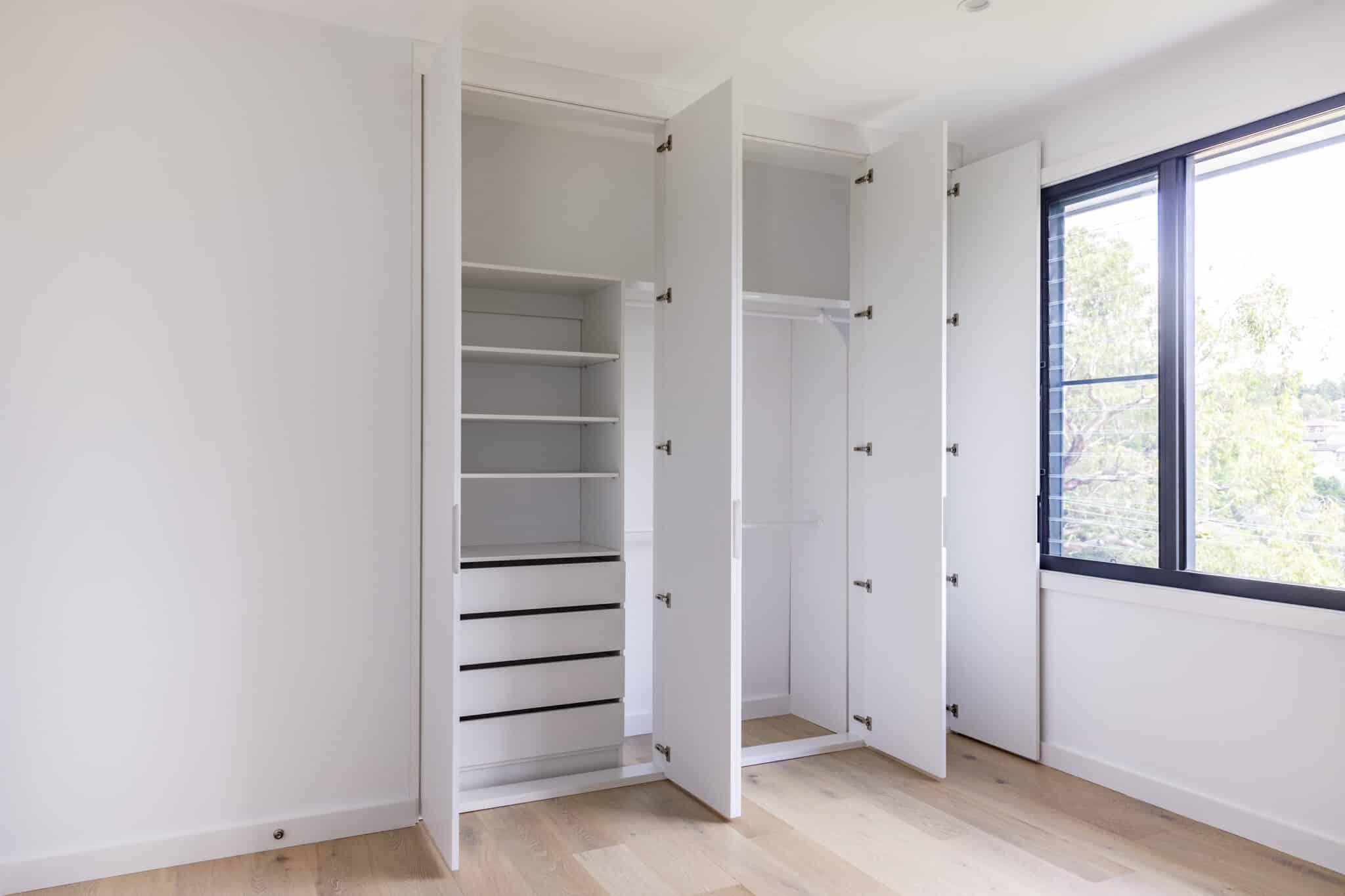Custom wardrobe or sliding-door wardrobe - Fox Wardrobes & Cabinetry