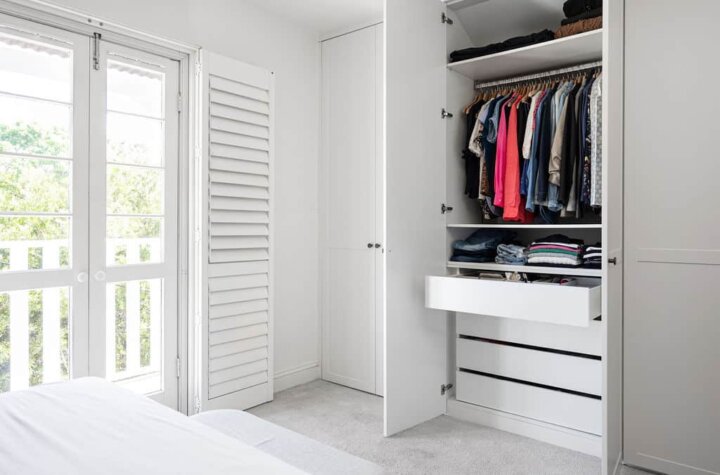 Full carcass vs Standard Wardrobes - Fox Wardrobes & Cabinetry