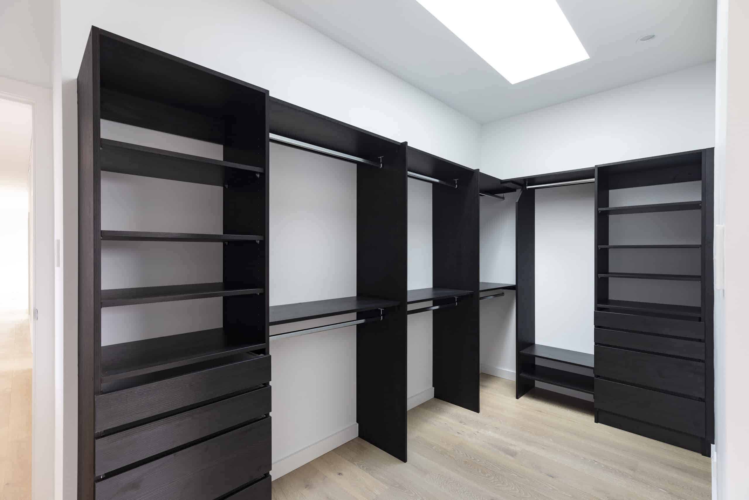 Full carcass vs Standard Wardrobes | Fox Wardrobes & Cabinetry